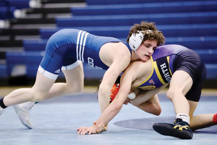 Iowa Central wrestling team continues to build momentum | News, Sports ...